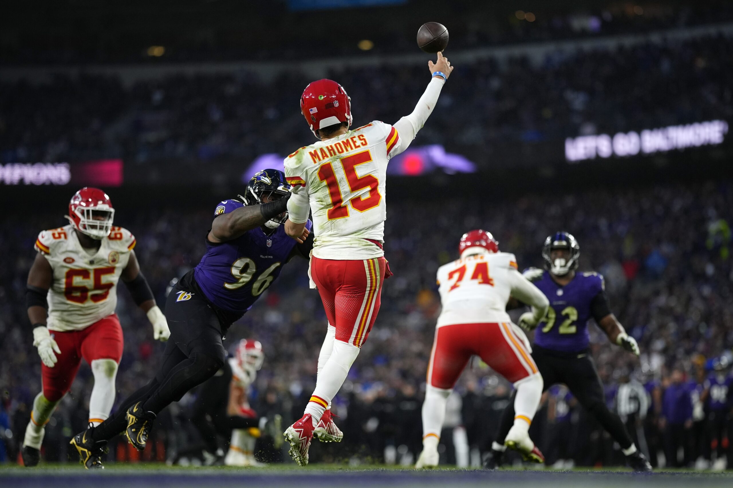 Mahomes, Kelce are headed to the Super Bowl after Chiefs shut down ...